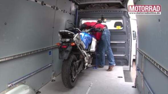 So geht's: Das Motorrad transportieren - MOTORRADonline.de